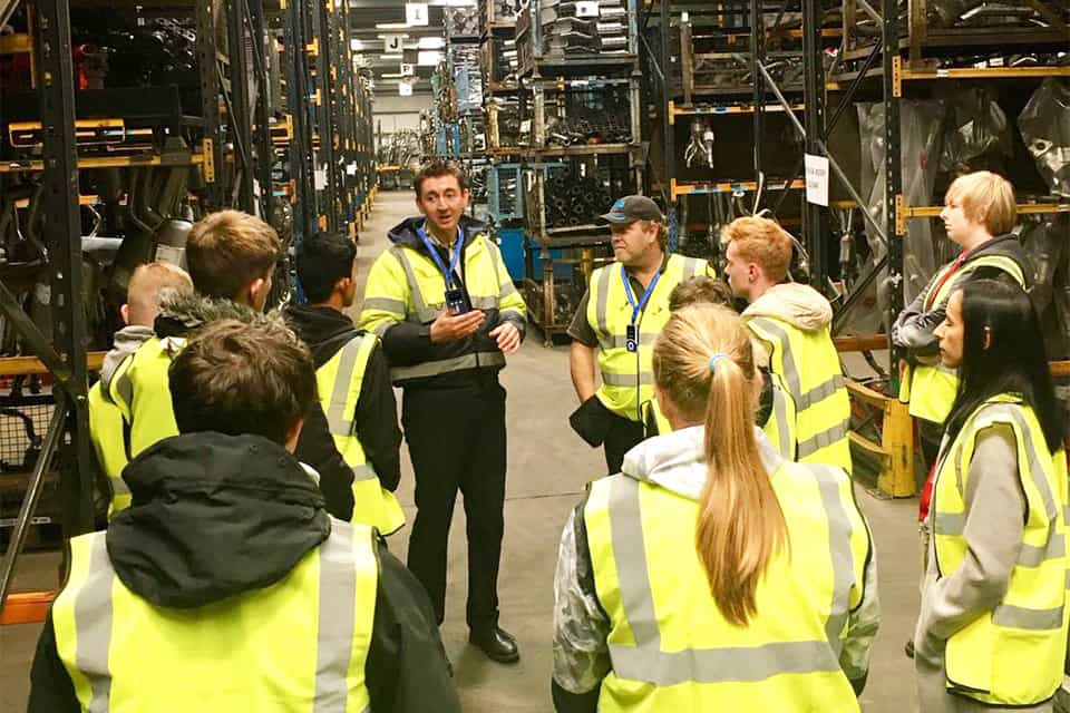 Radioguide: Soluzione Ideale per Esperienze Guidate